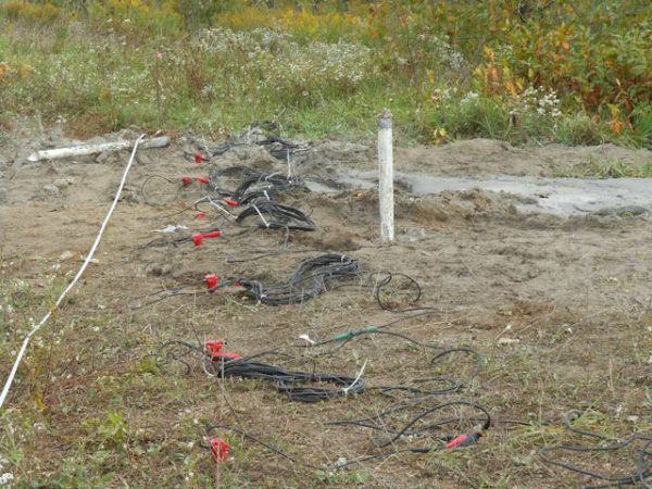 Geophysical surveying and mapping services (geology engineering other)